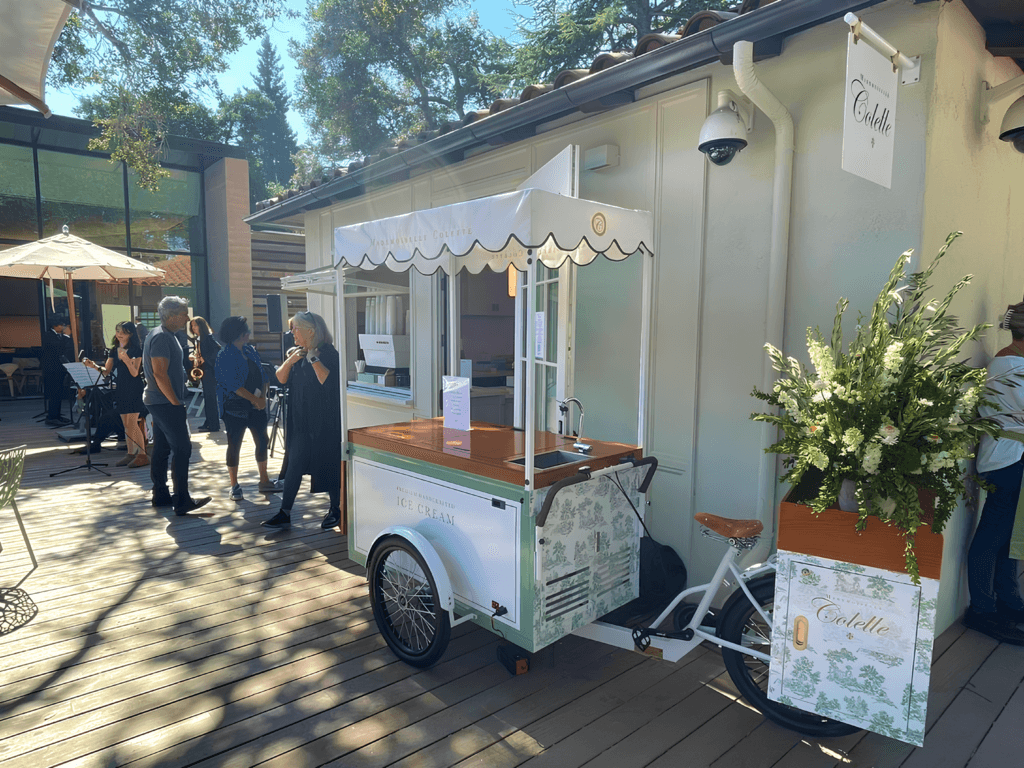 Food cart design ideas: Best design for food cart kiosk at ferlabikes